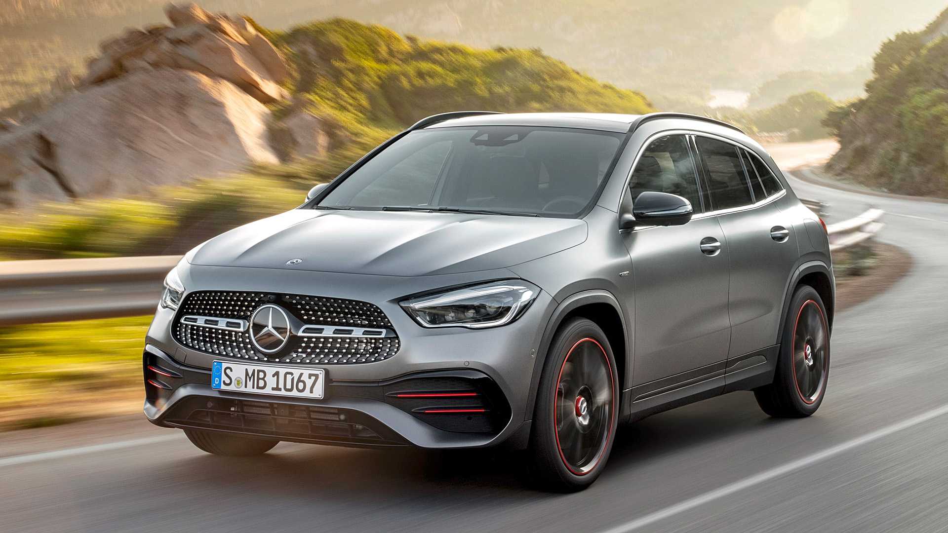 Mercedes GLA. Descubre la mejor oferta para el SUV urbano.